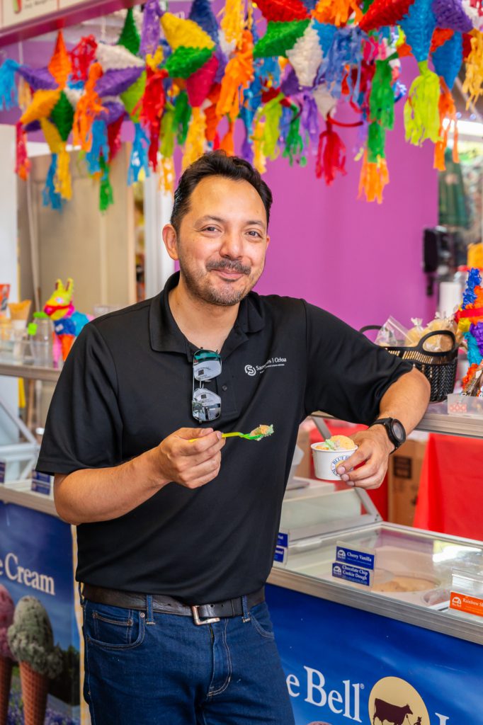 Mario Ochoa | Sammis Ochoa