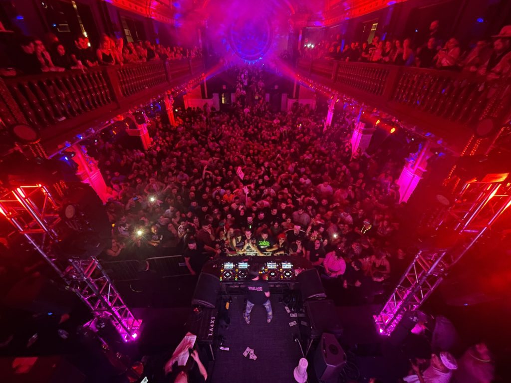 1902 Nightclub | Sammis Ochoa